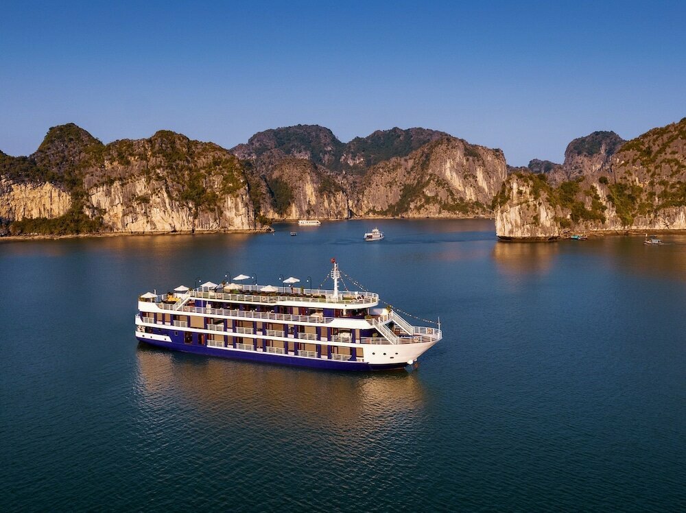 Otel Legacy Cruise, Ha Long, foto