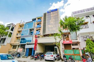 Fabexpress The Divine Residency (New Delhi), otel  Dünya'dan