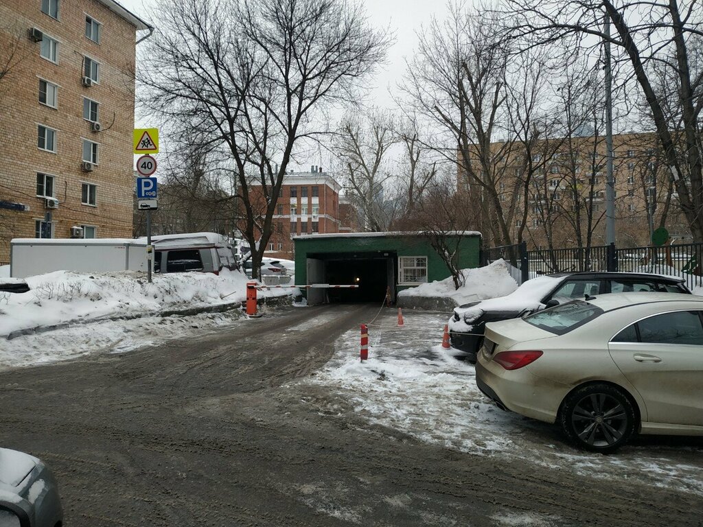 Garajlar Vneshtorgovets-12, Moskova, foto