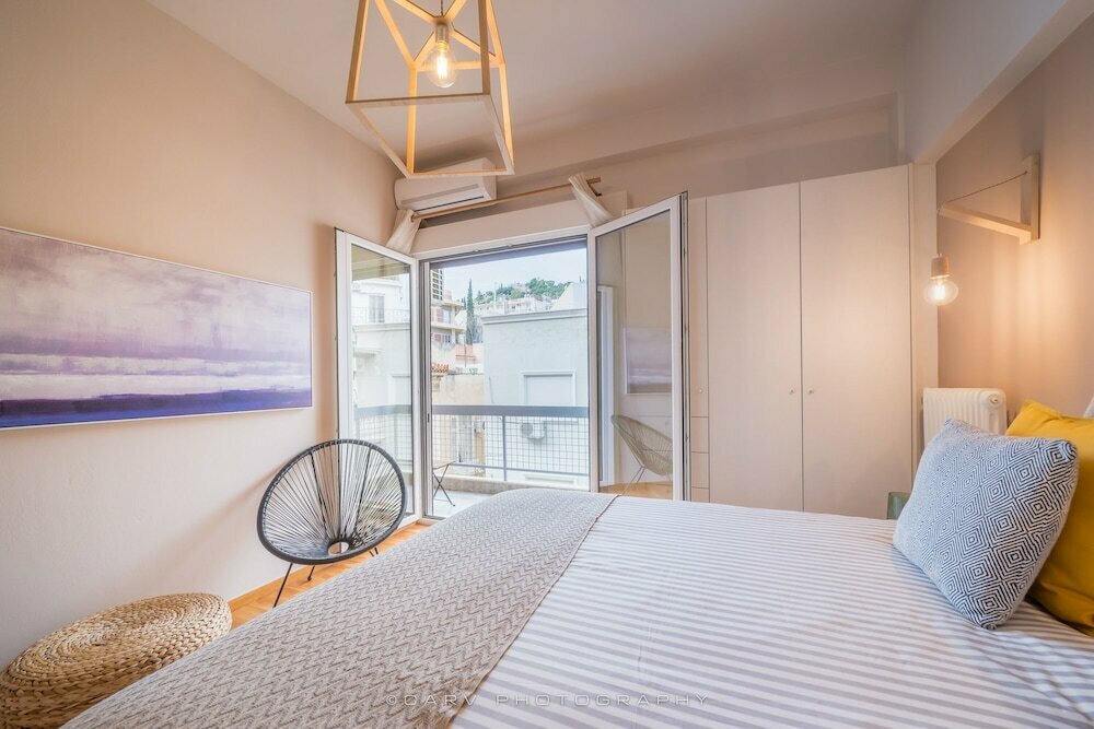Otel Brand new apartment touching Acropolis, Atina, foto