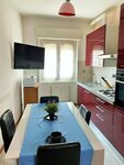 Tartini 13 Cozy apartment (Lombardy, Milan, Via Giuseppe Tartini), kısa süreli konaklama  Milano'dan