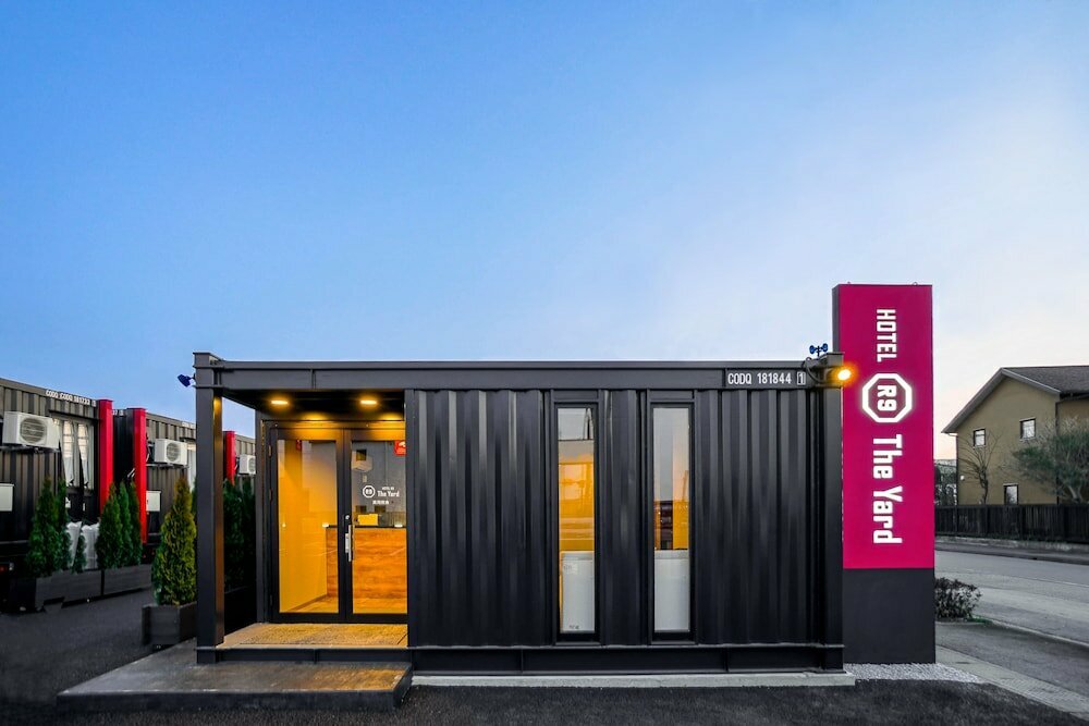 Otel Hotel R9 The Yard Mookakumakura, , foto