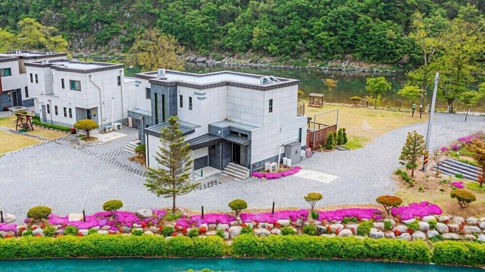 Otel Nine to zero Pension, Kangvon İli, foto