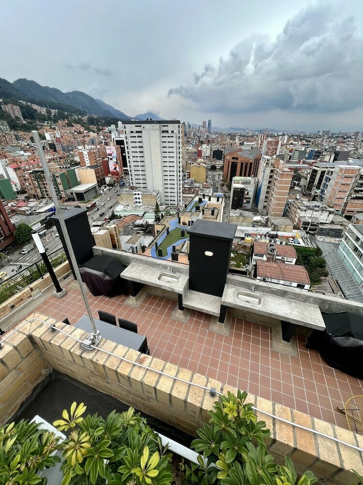 Otel Cozy Apartment in Bogotas Heart, Bogota, foto