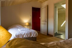 Le Puy Carmin - Chambres D'hôtes (Pays de la Loire, Vendée, Arrondissement de La Roche-sur-Yon, Bazoges-en-Paillers, Rue de la Vendée, 53), otel