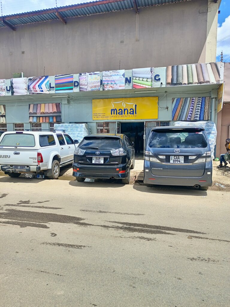 Giyim mağazası Manal Investment, Lusaka, foto