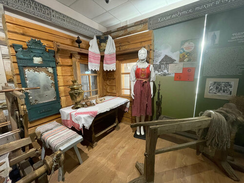 Müzeler ve sanat galerileri Ustyansky krayevedchesky muzey, Arhangelskaya oblastı, foto