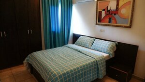 Hotel Les Vallons (Abidjan, Rue J80), otel  Abican'dan