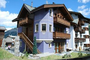 Appartamenti Cristallo (Via Rin 224,23030 Livigno,Sondrio,), otel  Livinio'dan
