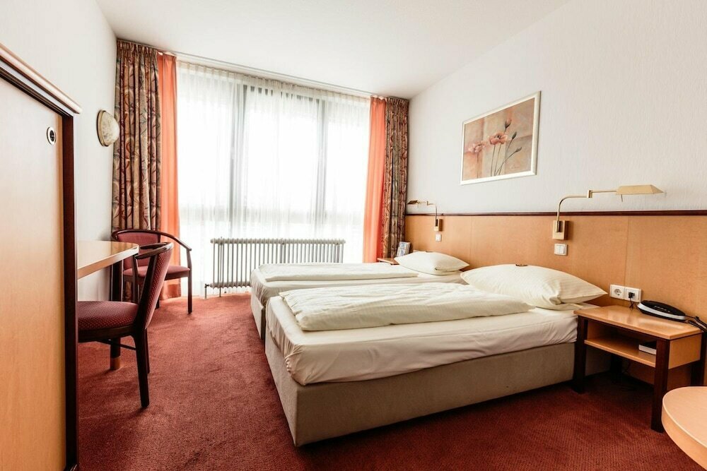 Otel Hotel St. Pierre, Renanya‑Palatinate, foto