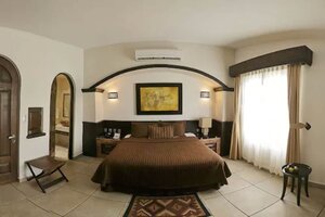 The Latit Hotel Querétaro (Querétaro), otel  Queretaro Eyaleti'nden