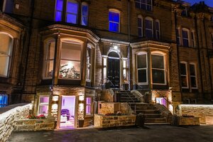 Optimal Apartments (England, Bradford), otel  Bradford'dan