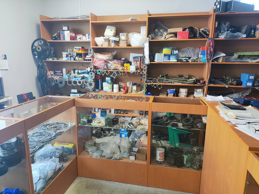Otomobil yedek parçaları Автоимперия, Kanash, foto