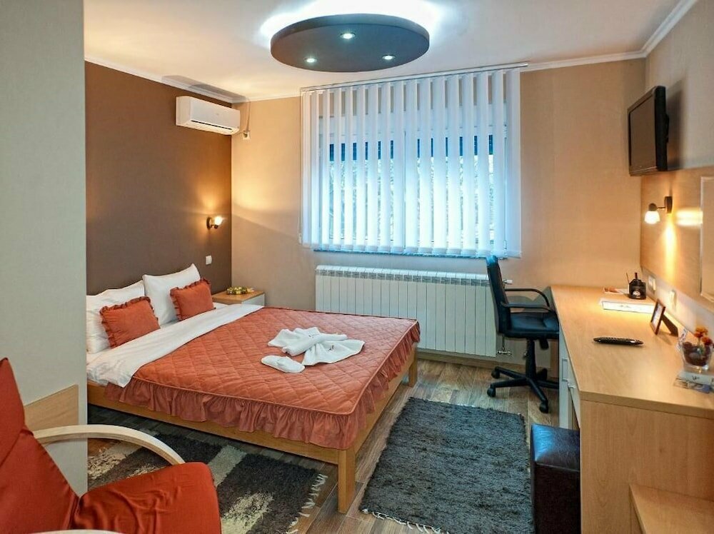 Otel Hotel Lama, Kragujevac, foto