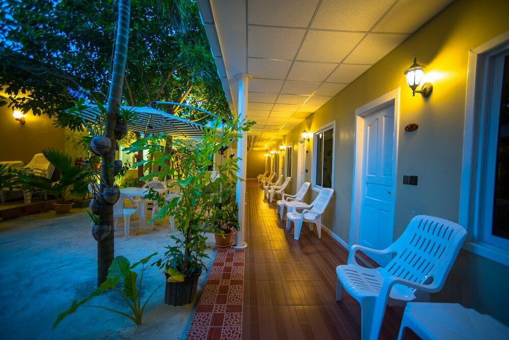 Otel Gunbaru Inn, Kuzey Ari, foto