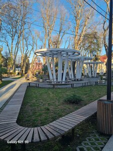 Парк имени Бестужева-Марлинского (Demokratichnaya Street No:1), kültür ve eğlence parkları  Soçi'den