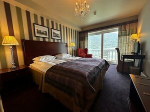 Hofslund Fjord Hotel (Fjørevegen No:37, Sogndal), otel  Sogn og Fjordane'den