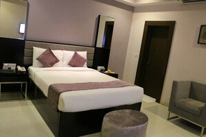 Regenta Resort Bhuj, by Royal Orchid (State of Gujarat, City of Bhuj), otel  Bhuj'dan