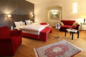 Hotel Garni Schloss Schönberg (Saxony, Vogtlandkreis, Bad Brambach), otel  Saksonya'dan