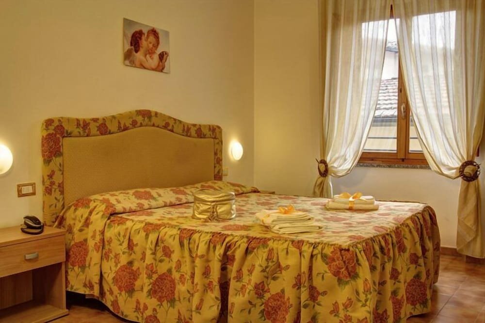 Otel Hotel Ambrogini, , foto