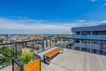 Coin Apartamenty (Lower Silesian Voivodeship, Wrocław, ulica Gen. Władysława Sikorskiego, 3S), otel  Aşağı Silesyan Voyvodalığı'ndan
