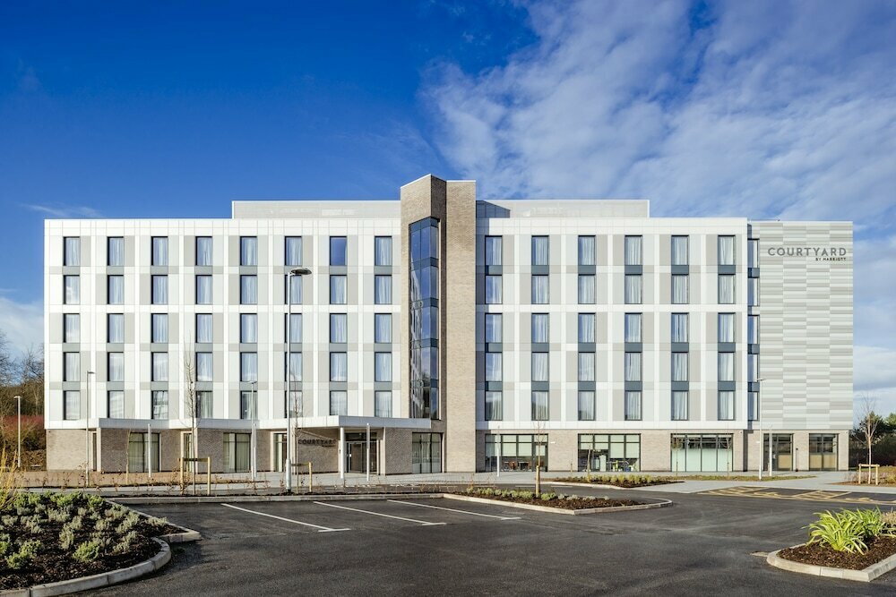 Otel Courtyard by Marriott Keele Staffordshire, İngiltere, foto