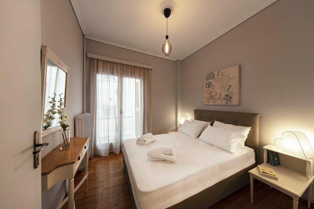 Otel 3 Bedroom Apt near Acropolis Museum by VillaRentals, Atina, foto