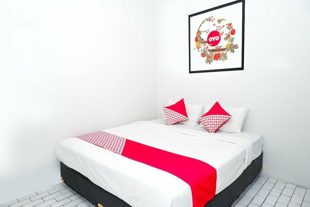 Otel Oyo 422 Achterhuis Guesthouse, Semarang, foto