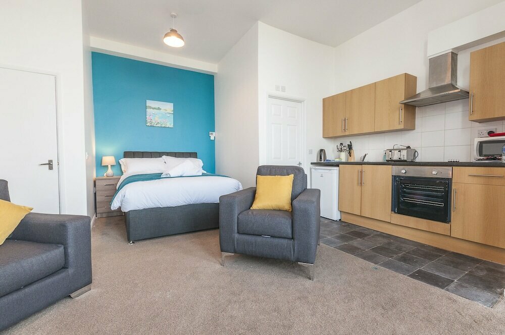 Otel Five Way Apartments, , foto