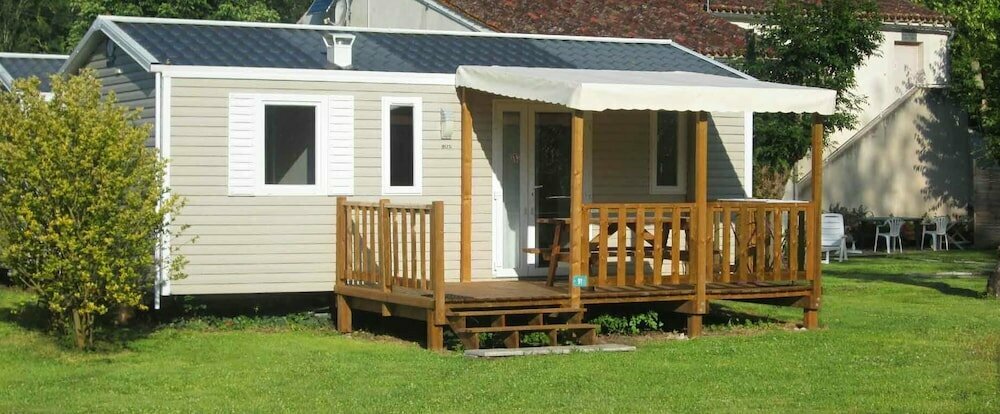 Otel Camping Val De Boutonne, , foto