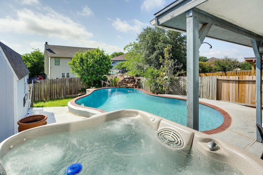 Otel San Antonio Home w Private Hot Tub + Pool!, Texas, foto