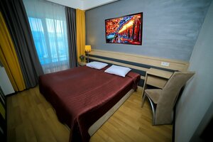 Astra (Jeltoqsan Street No:12, Almaty), otel  Almatı'dan