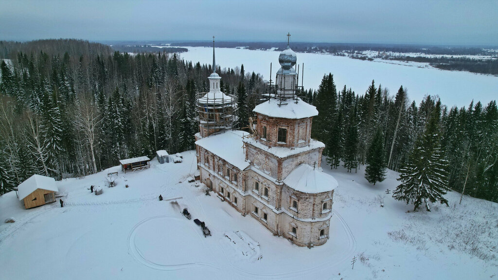 Ortodoks kiliseleri Tserkov Rozhdestva Khristova V Tsilibe, Arhangelskaya oblastı, foto