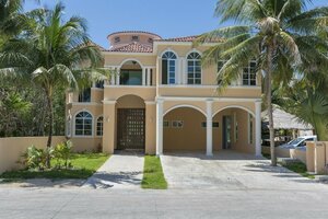 Mansion Serenity EN Puerto Aventuras (Quintana Roo), otel  Quintana Roo Eyaleti'nden