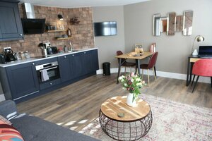 No. 12 Self Check-in Apartments (England, Worcestershire County, City of Worcester, Barbourne Road), otel  Worcester'dan