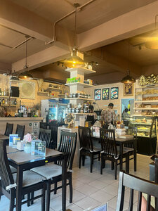 Chekhoff (Mueang Phuket, Patak Road), restoran