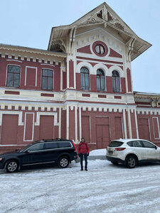 Voron'ya gora (St. Petersburg, Krasnoye Selo, Pamyatnik prirody regionalnogo znacheniya Dudergofskiye vysoty, peshekhodny ekologicheskiy marshrut na Dudergofskikh vysotakh), dağ zirvesi  Krasnoye Selo'dan