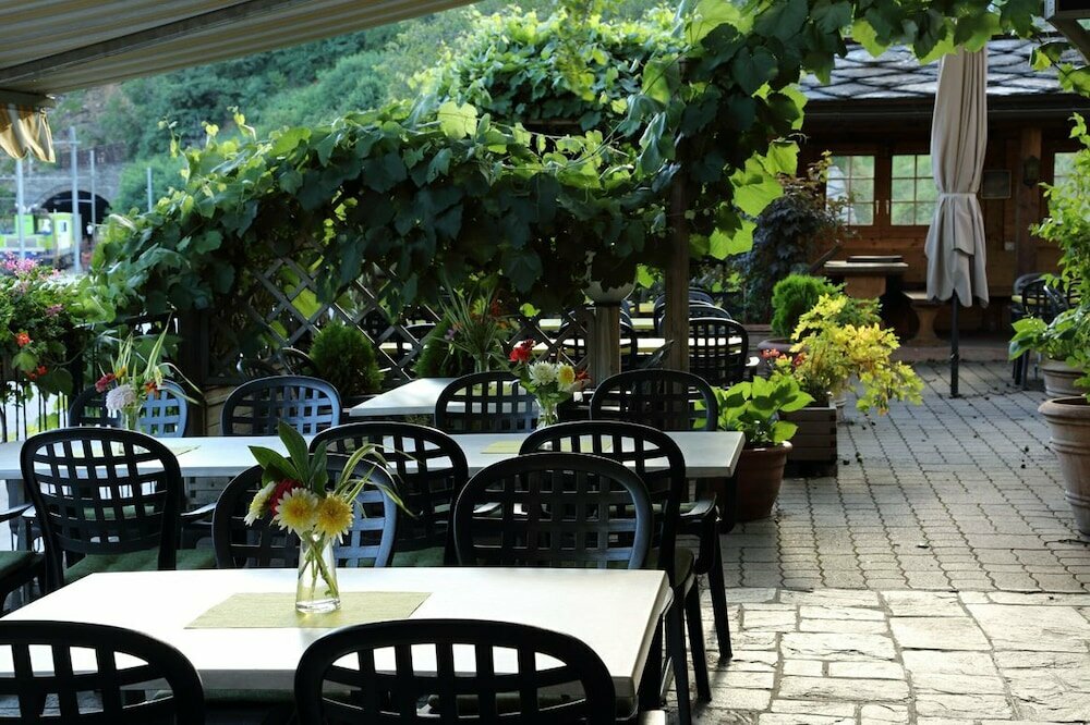 Otel Hotel Bahnhof Ausserberg, Valais, foto