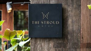 The Stroud Hotel (London, Station Road), otel