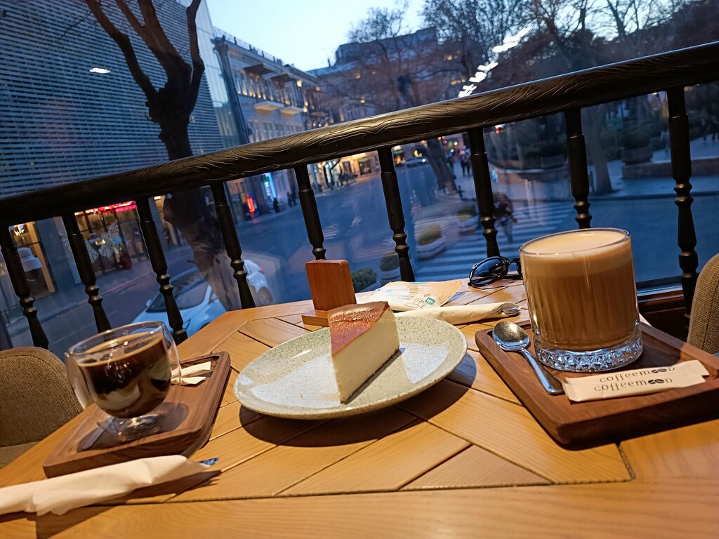 Kahve dükkanları Coffeemood 13, Bakü, foto