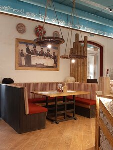 Starik Khinkalych (ulitsa Marii Ulyanovoy No:10, Vologda), kafe  Vologda'dan
