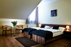 Hotel Rozálka (Bratislavský kraj, Pezinok), otel  Bratislava Region'dan