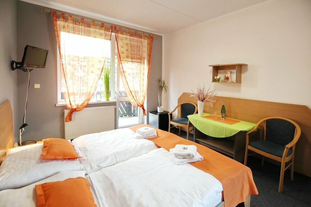 Otel Hotel Bohemia, Karlovy Vary Bölgesi, foto