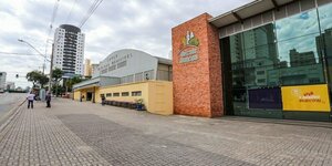 Apartamento próximo rodoviária faculdade (Estado do Paraná, Curitiba), otel  Curitiba'dan