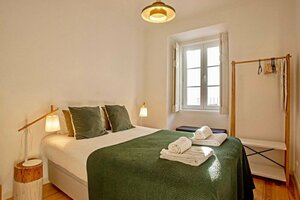 Renovated Cosy 1bedroom Apartment in Santos (Travessa Nova de Santos No:5, Lisbon), otel  Lizbon'dan