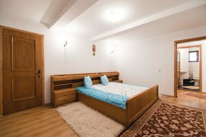 Apartment Erminia (Bucharest, Bucharest Sector 2, Strada Sinaia, 18), otel  Sinaia'dan