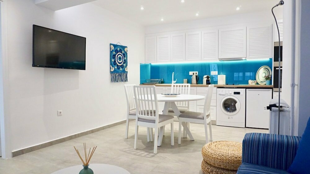 Otel Cycladic Style Apt in Athens, Atina, foto