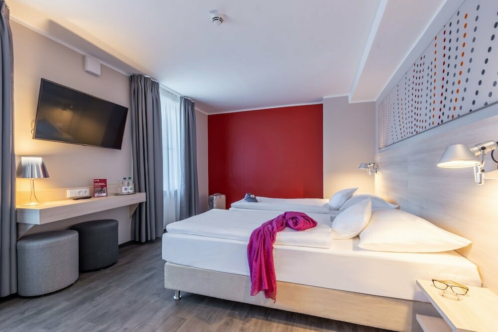 Otel Serways Hotel Reinhardshain Nord, Hesse, foto