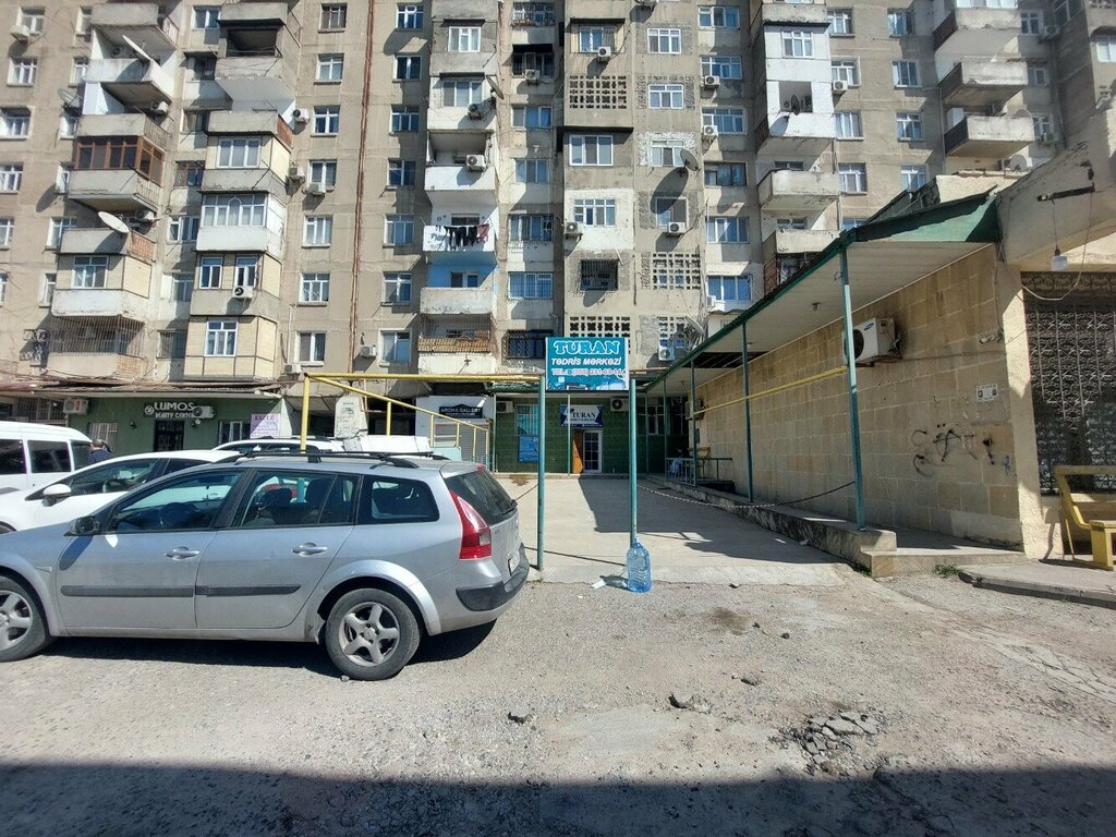 Yabancı dil kursları Turan Tədris Mərkəzi, Bakü, foto