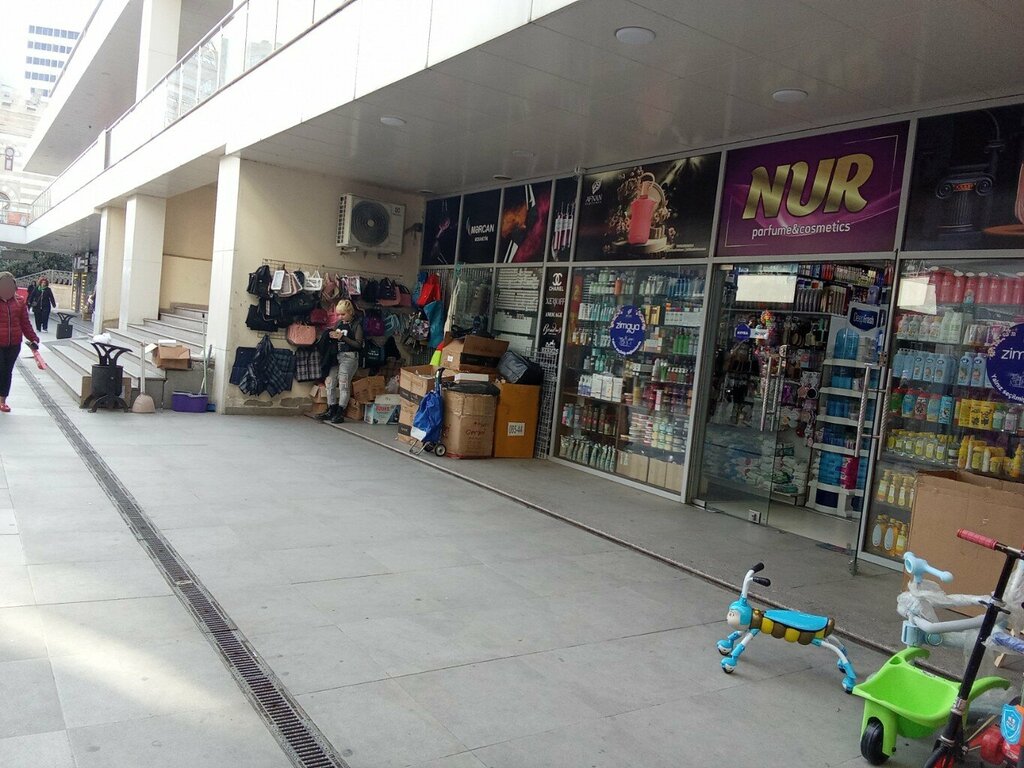 Giyim mağazası Mərcan, Bakü, foto